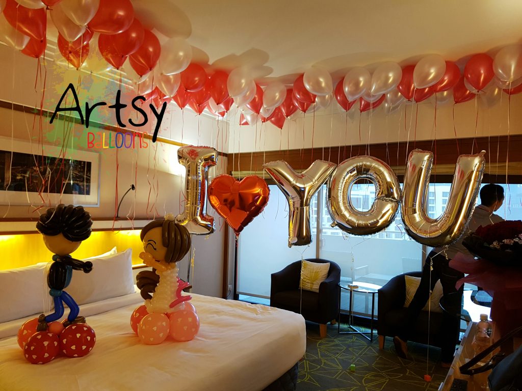 Balloon Decorations For Weddings Sweet Balloon Proposal With Balloons ...